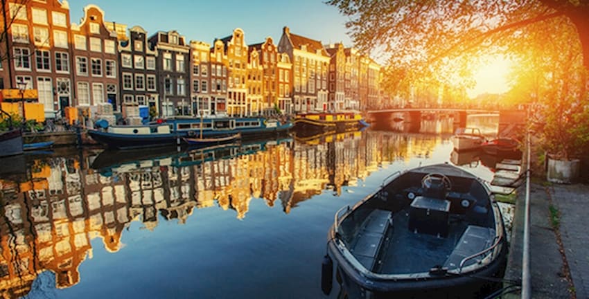 Cheap Flights to Amsterdam - Pegasus Airlines