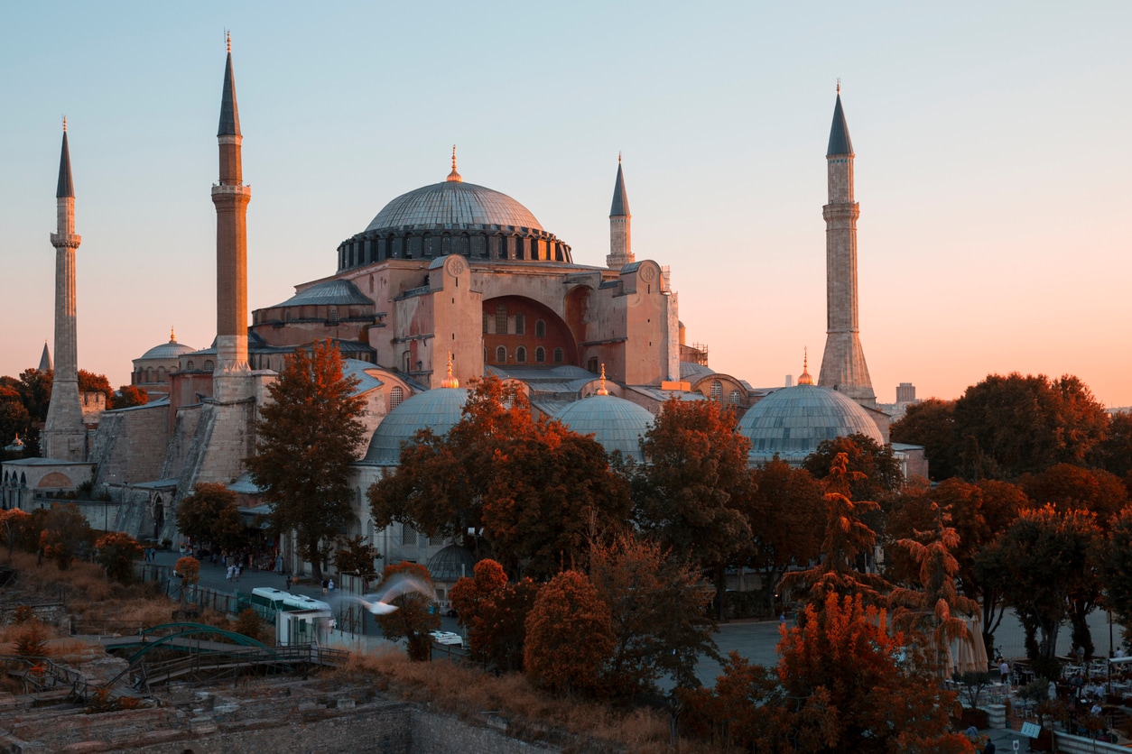 Historic Istanbul City Tours: Hagia Sophia, Topkapi Palace and much ...